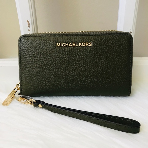 Michael Kors | Bags | Mk Jet Set Travel Large Phone Case Wallet | Poshmark